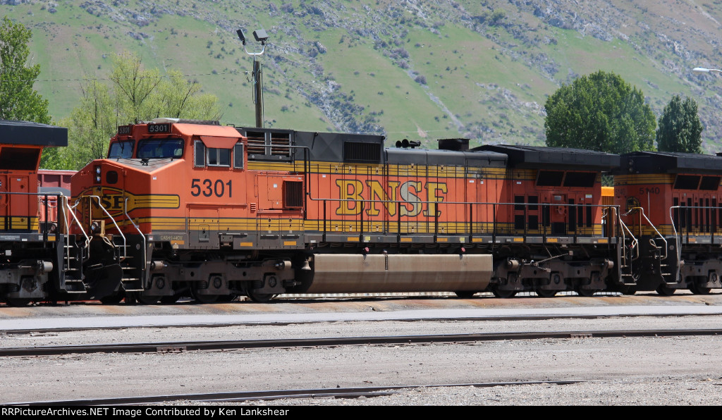 BNSF 5301